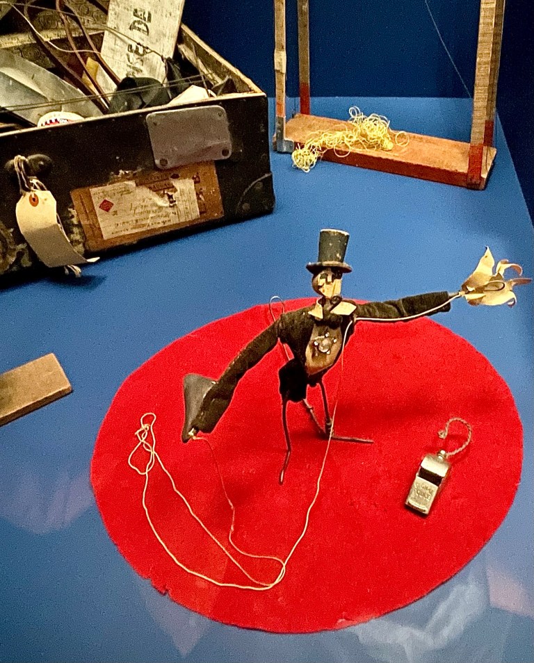 The Father, The Son, and The Holy Ghost: The Calder Family in ...