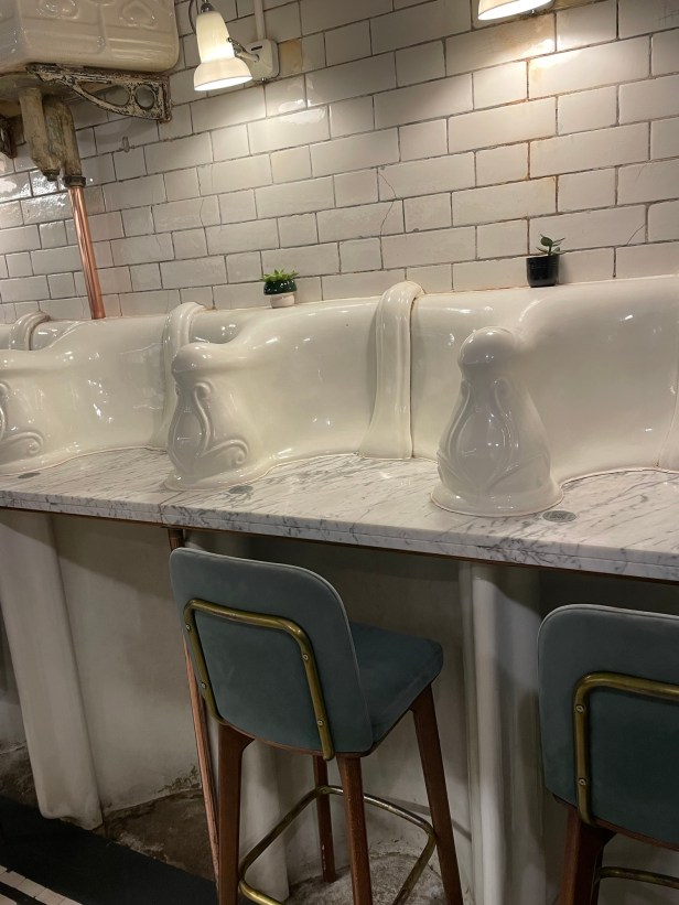Victorian Toilets of England – Secrets of Philadelphia